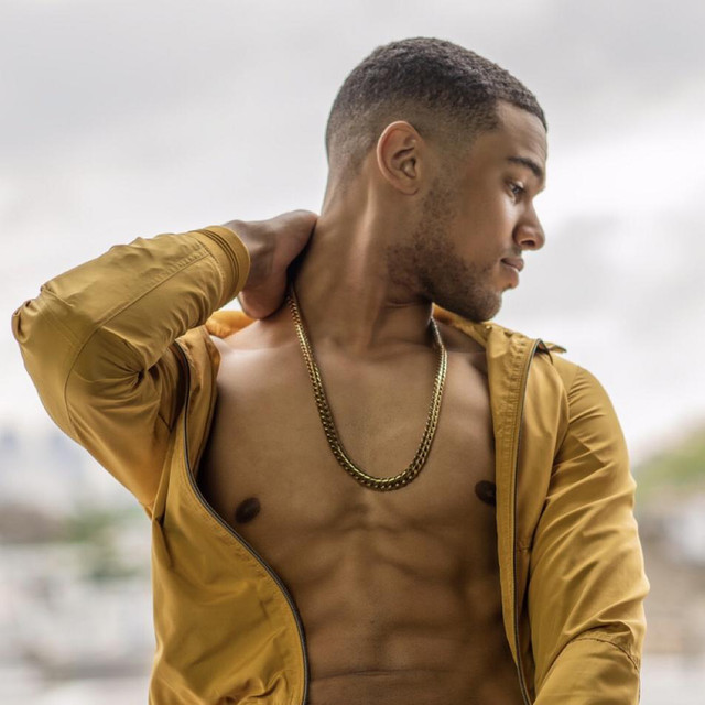 艾尔迪·李（Ildy Lee）揭开了她的讲道民间“和平安魂曲” - 独立音乐 - 新音乐 - 音乐行业博客 - bwin皇马球衣